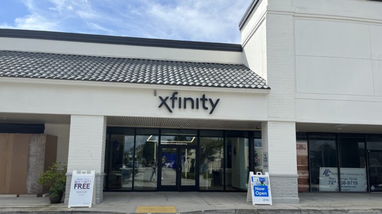 Comcast Opens Xfinity Store in Boynton Beach | Comcast Florida
