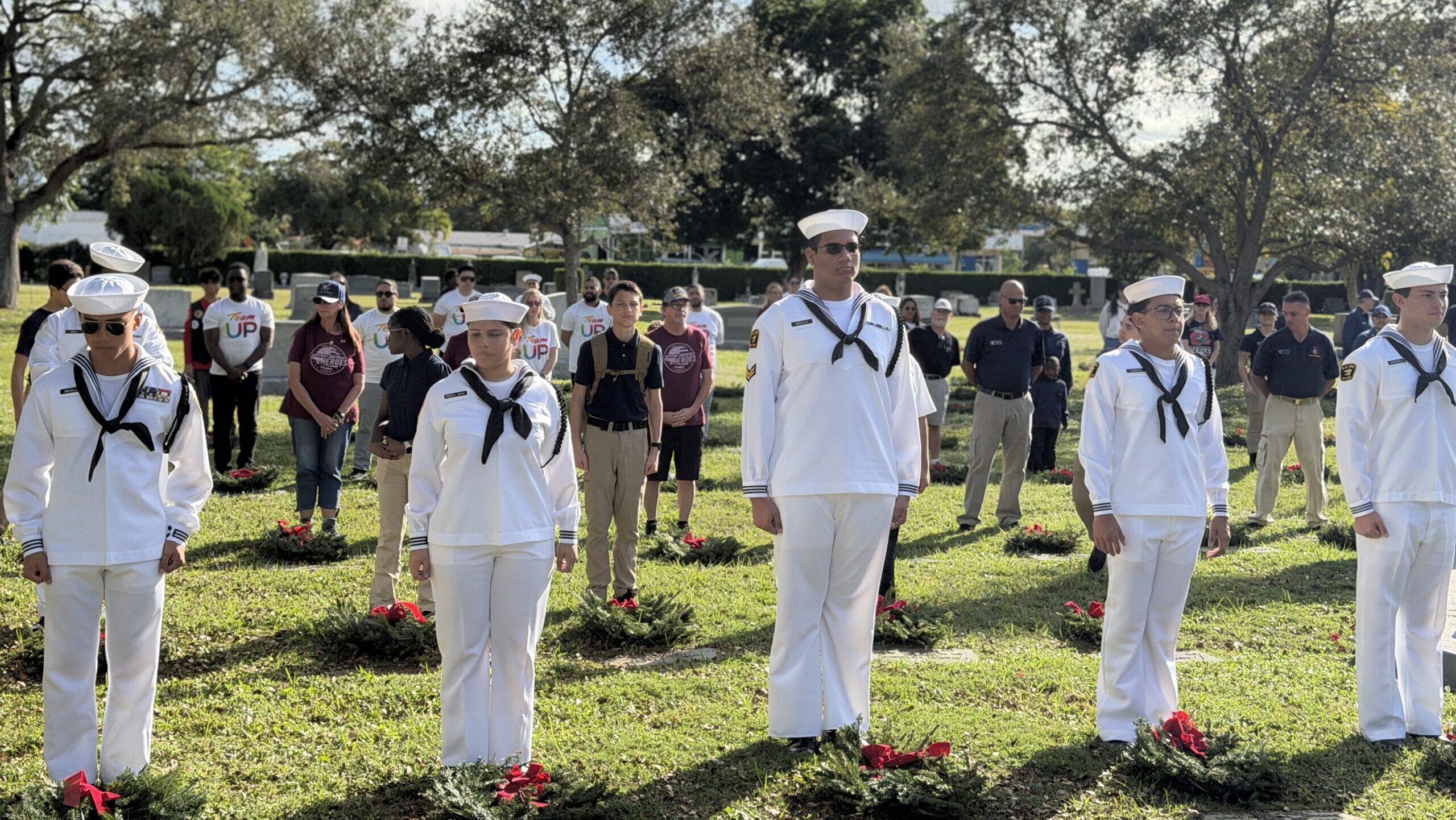 Wreaths Across America Brings Comcast Volunteers Together Across ...